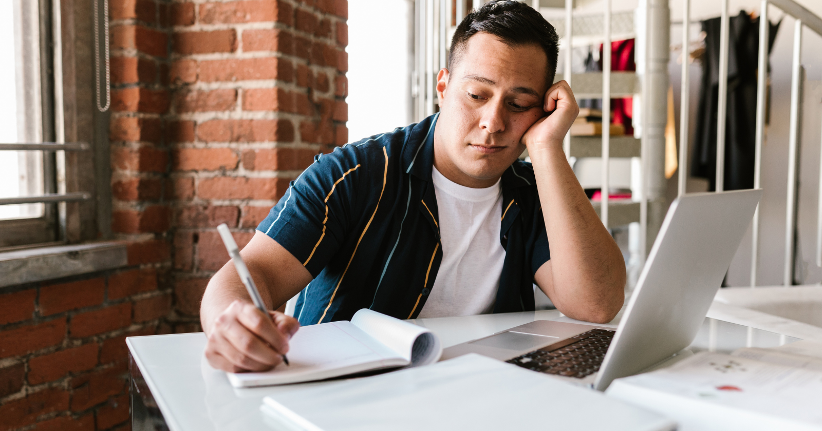 8 behaviors of men who have no close friendships outside of work ...